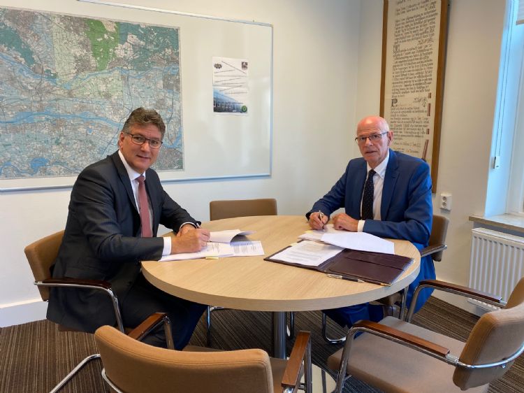 Realisatie Laanboomhuis dichterbij met ondertekening opstalovereenkomst