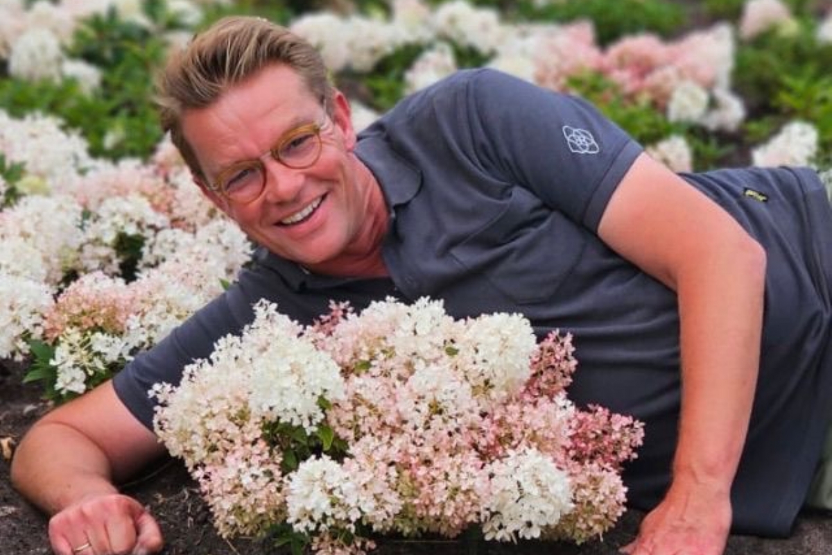 Veredelaar Alex Schoemaker komt met eerste bodembedekkende pluimhortensia
